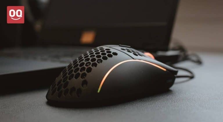Top 10 Best Gaming Mouse For Sweaty Hands In 2021 - TechnoQia